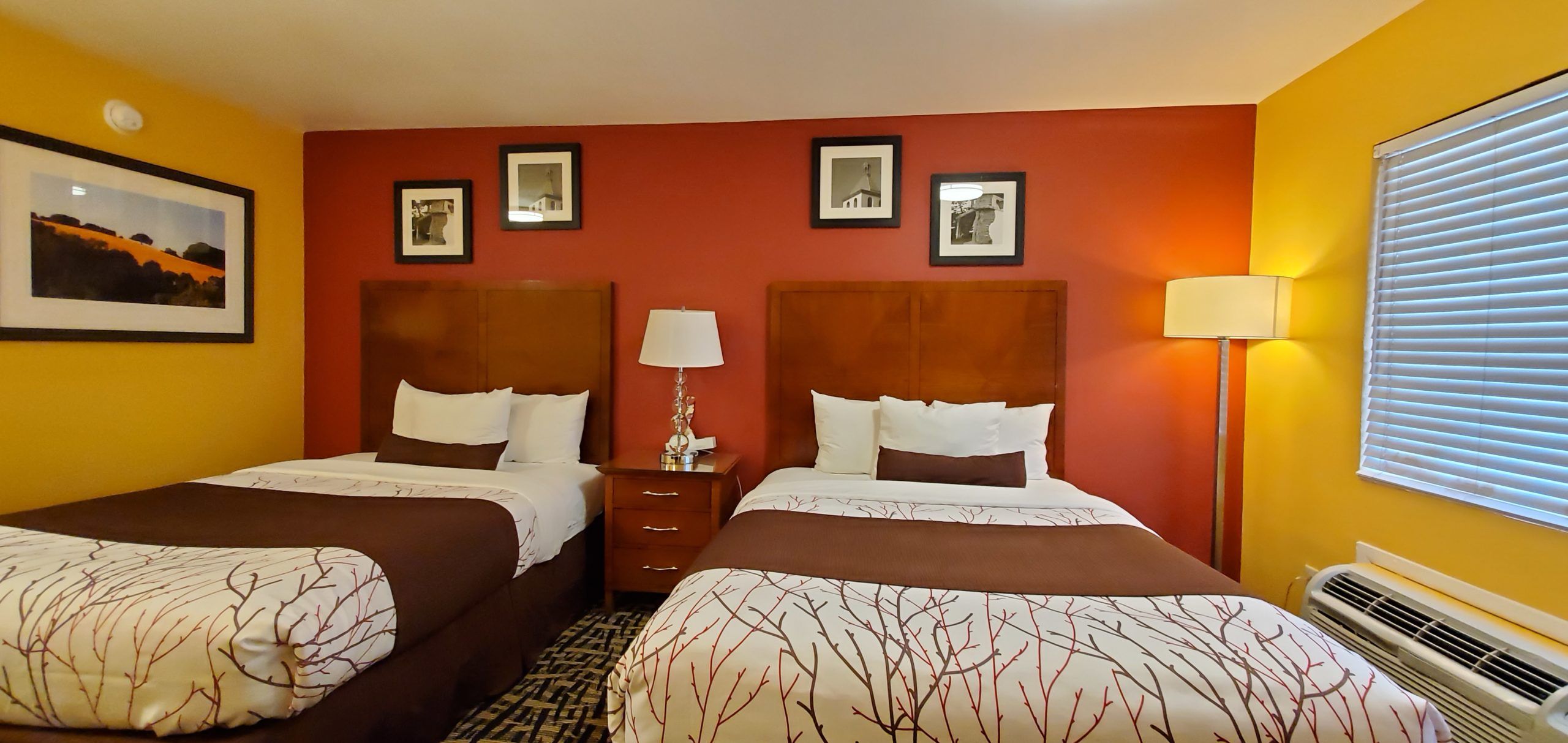 Apple Inn Motel $72 ($̶2̶1̶2̶). Chelan Hotel Deals & Reviews - KAYAK