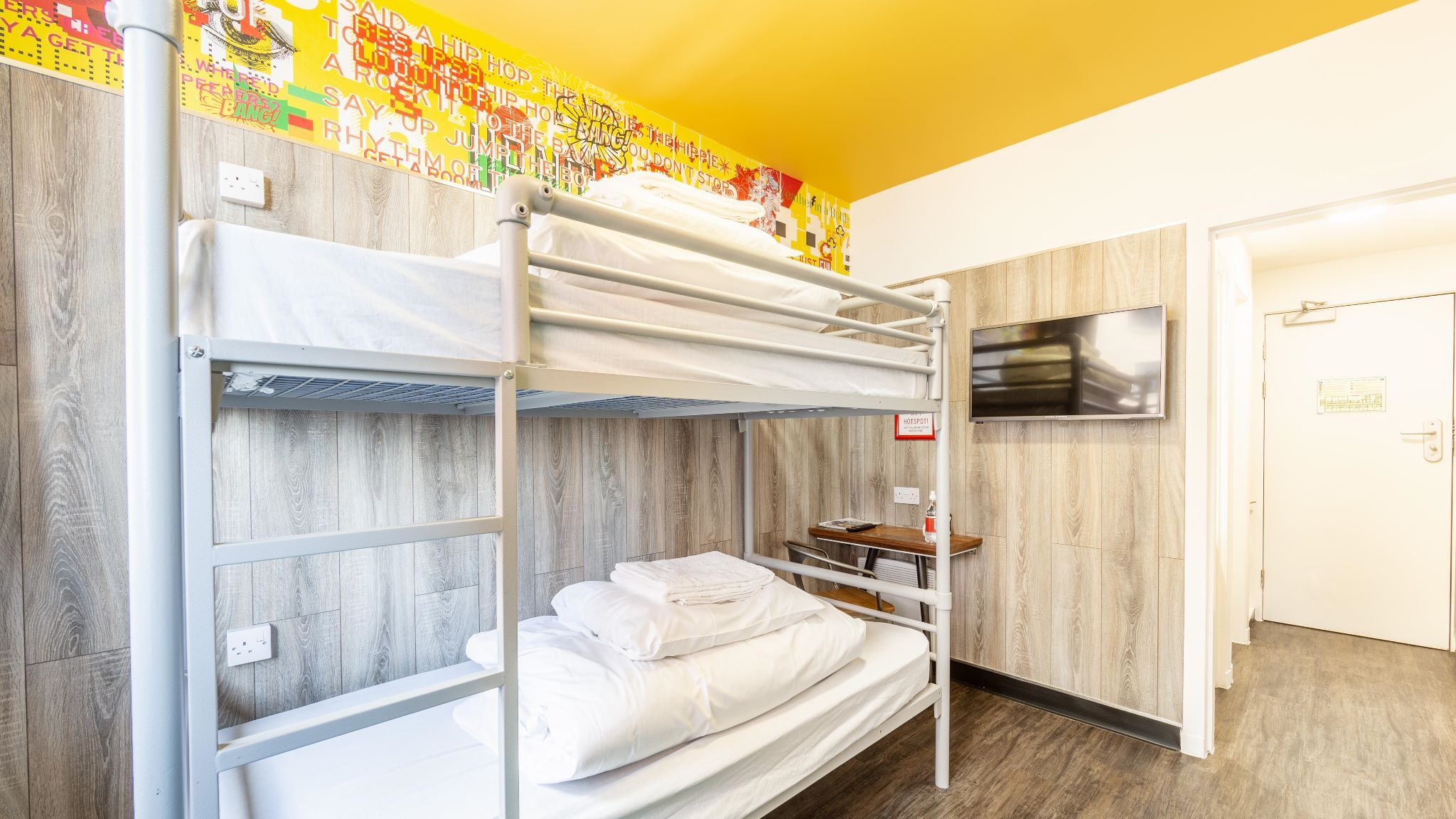 Euro Hostel Glasgow from £21. Glasgow Hostels - KAYAK