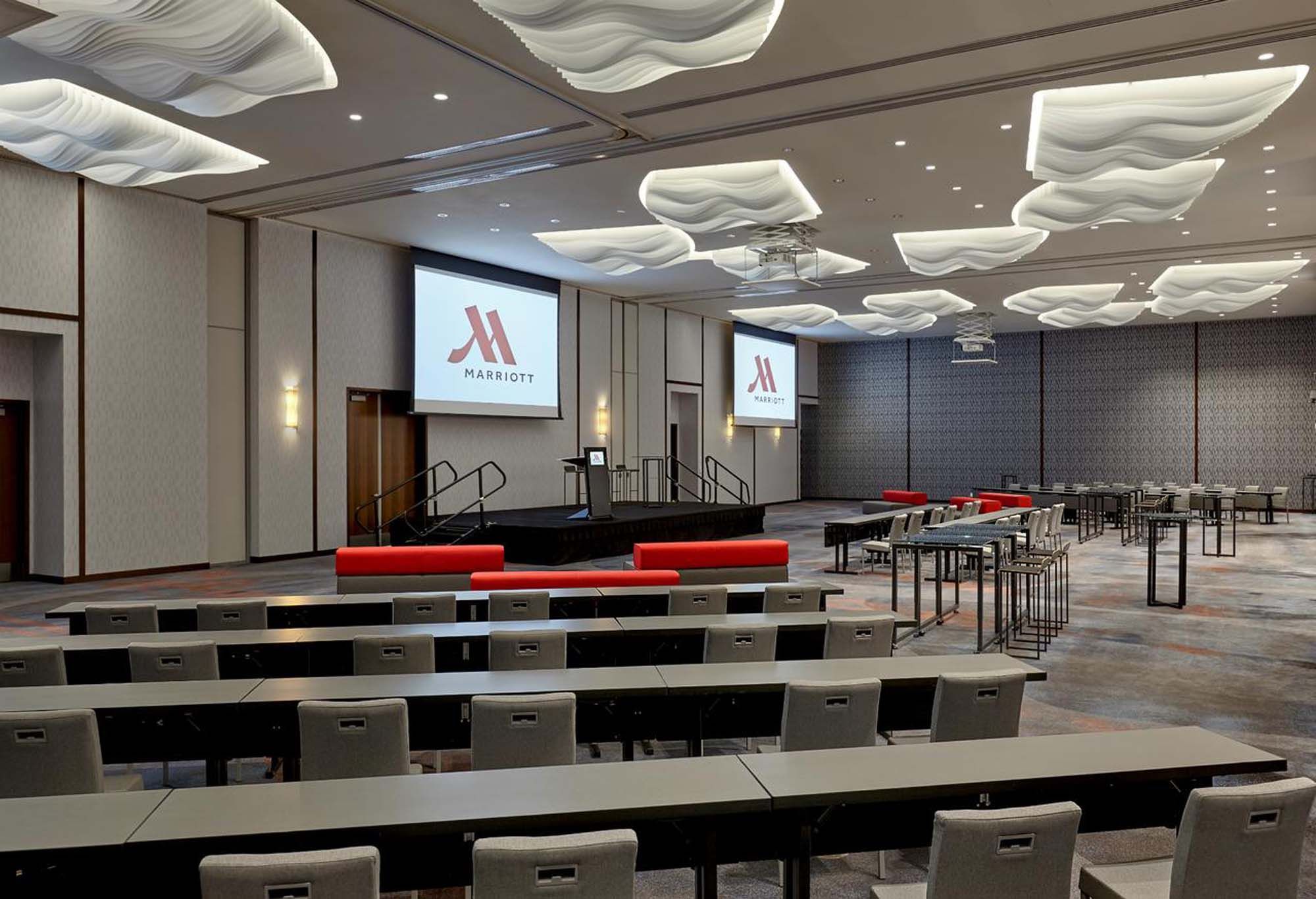 Calgary Airport Marriott In-Terminal Hotel | Calgary, Alberta, Canada ...