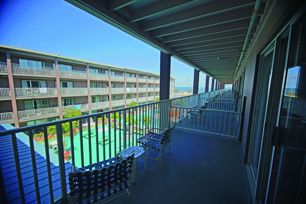 Flagship Oceanfront Hotel $93 ($̶2̶7̶4̶). Ocean City Hotel Deals ...