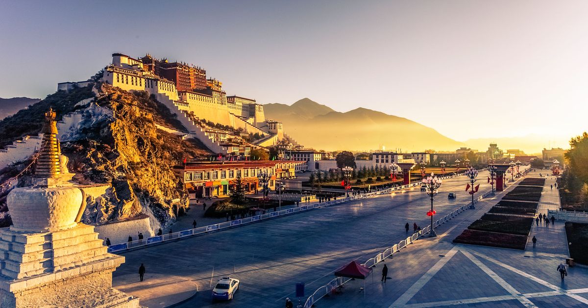 Vuelos baratos a Lhasa desde 548€ - KAYAK