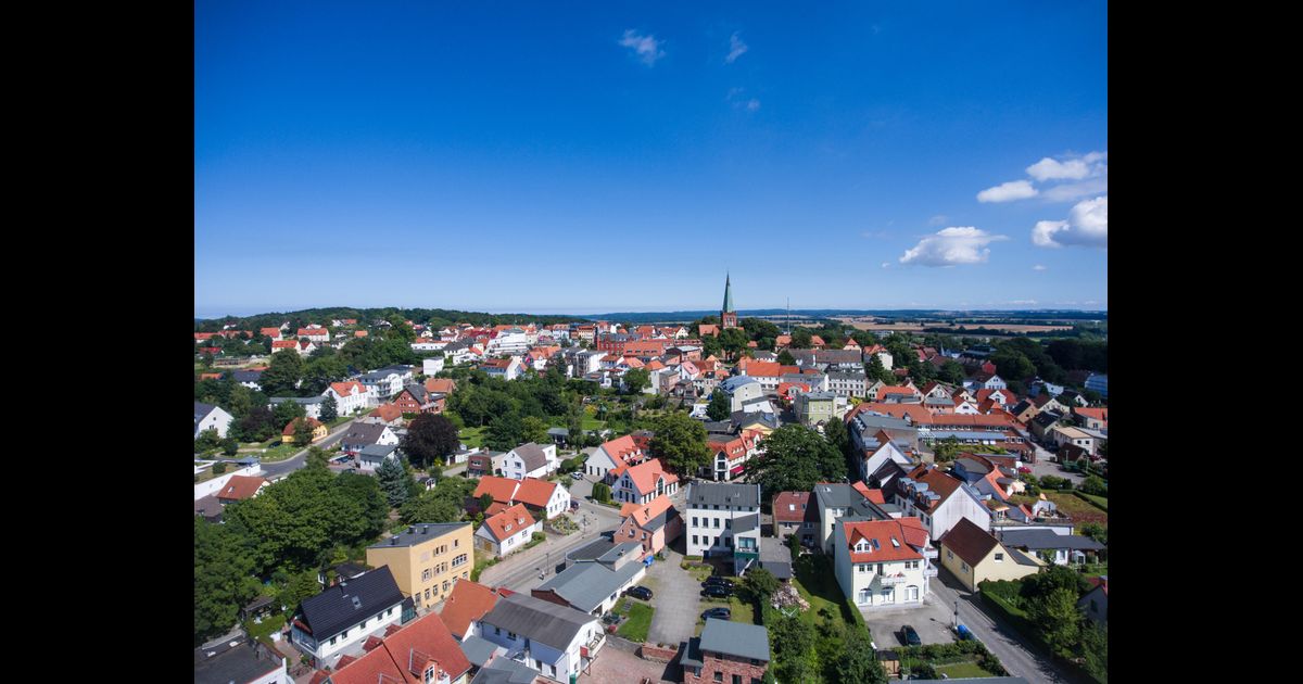 Bergen auf Rügen Pauschalreisen ab 382 € - Finde Flug und Hotel auf KAYAK