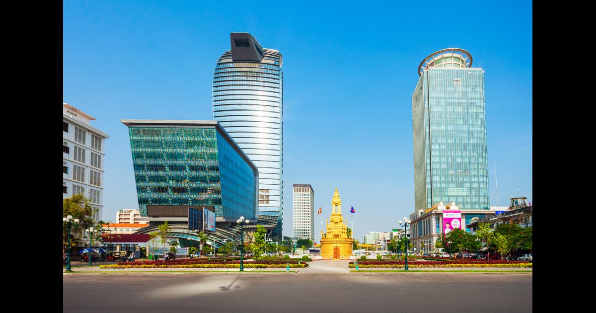 Aéroport Intl de Phnom Penh (PNH) - Suivi des vols, plans et plus ...