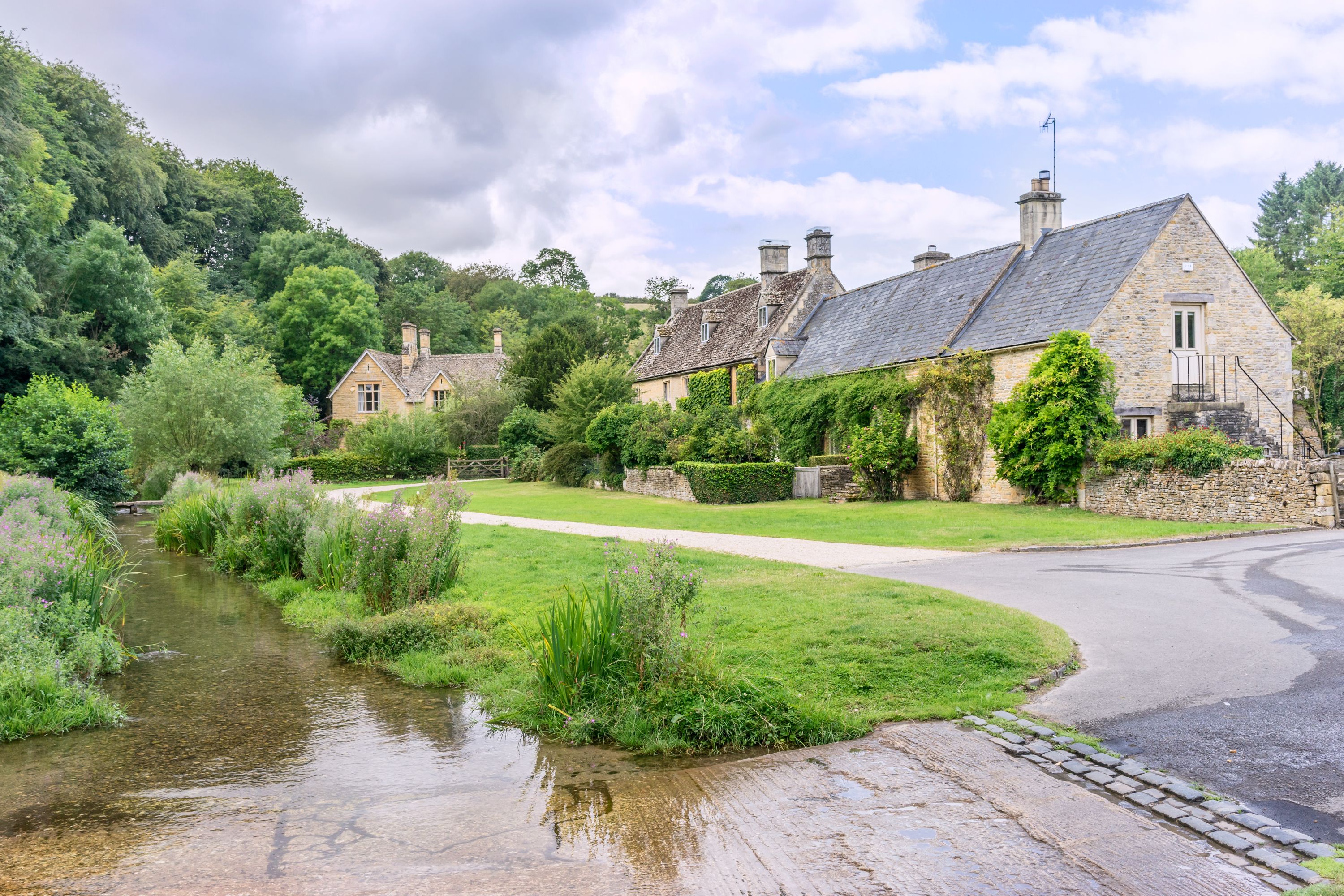 Upper Slaughter Travel Guide | Upper Slaughter Tourism - KAYAK