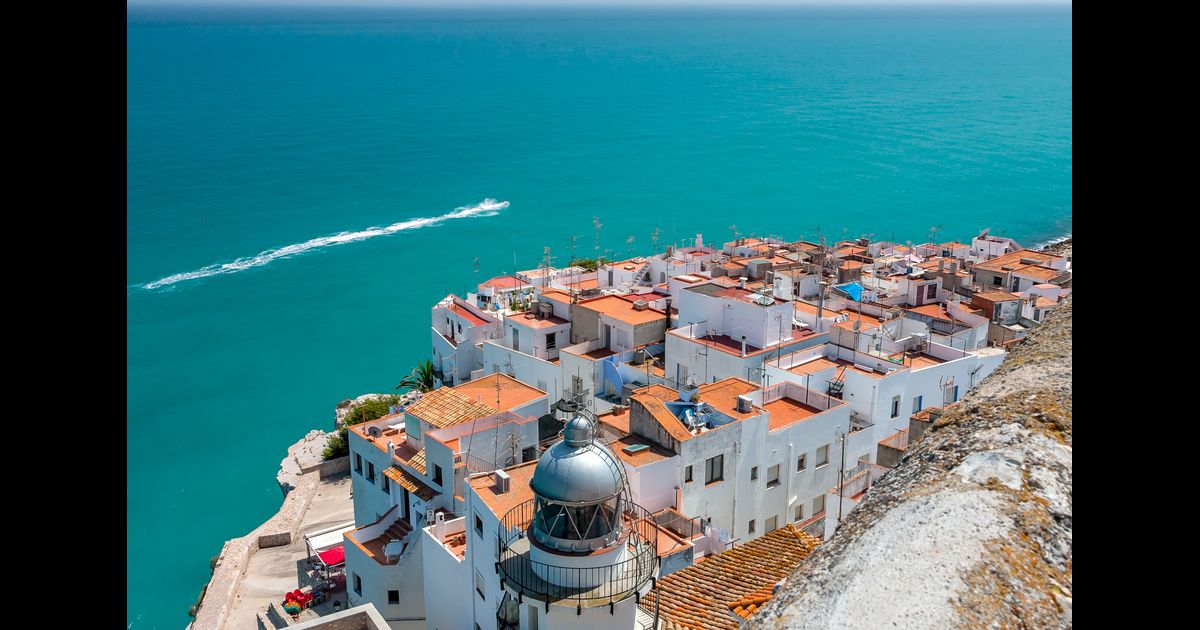 First Class Flights to Spain - KAYAK