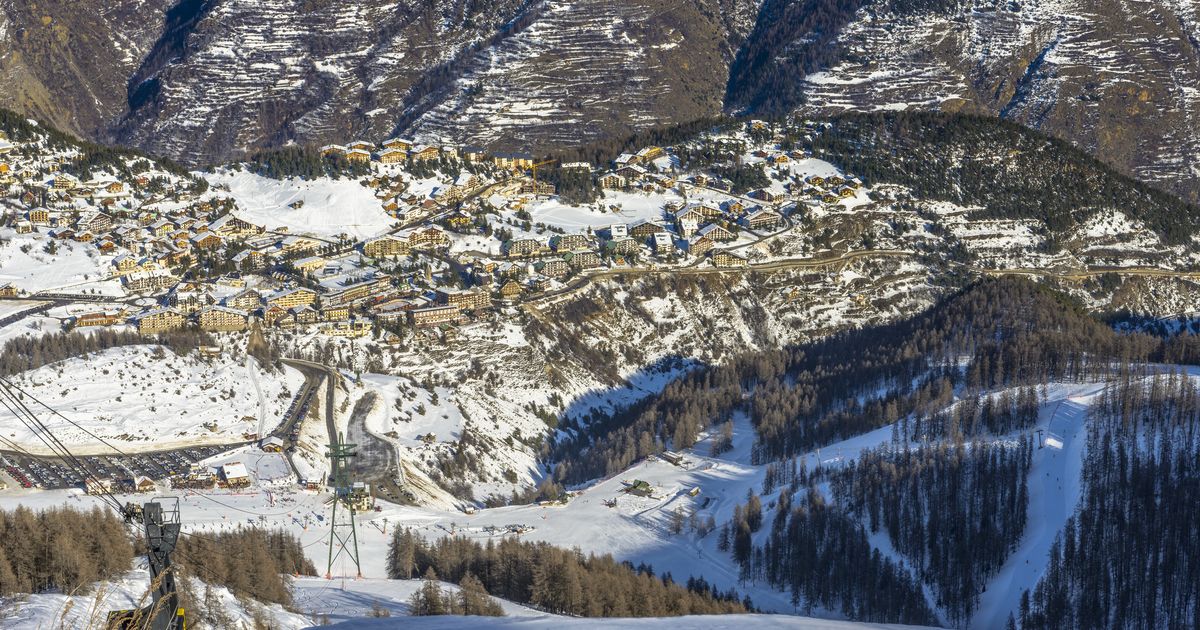 16 Best Hotels in Auron - KAYAK