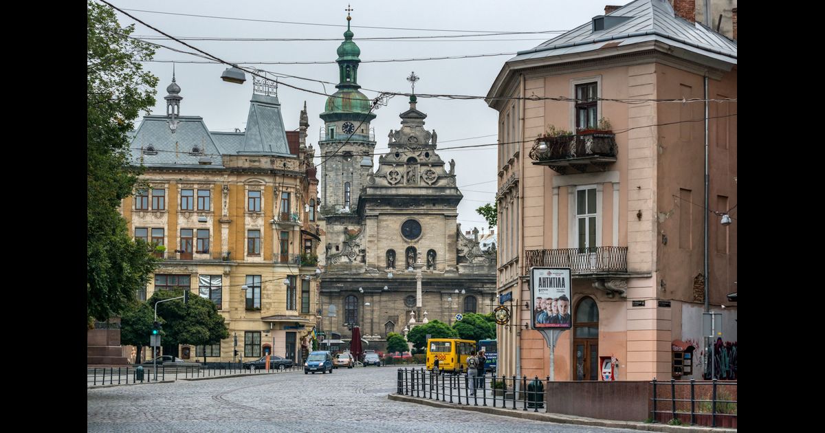 Lemberg Lwiw (LWO) - Flugstatus, Flughafenpläne & mehr - KAYAK