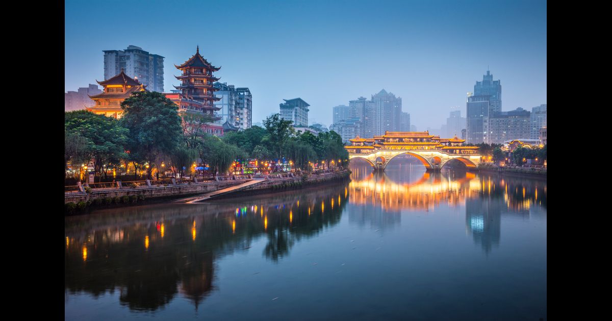 Chengdu (CTU) - Flight Status, Maps & more - KAYAK