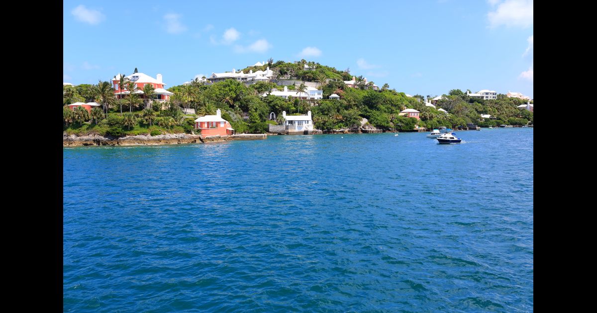 Bermuda Vacation Packages from $413 - Search Flight+Hotel on KAYAK