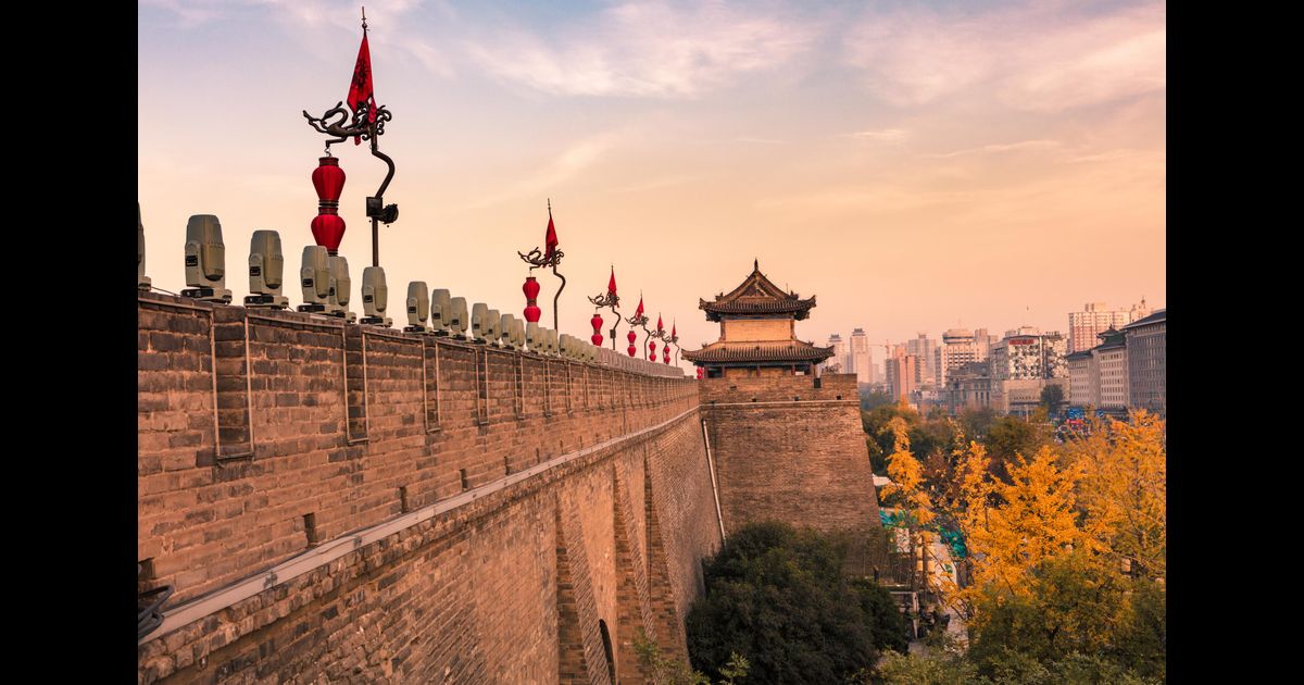 Xi'an Xianyang (XIY) - Flight Status, Maps & more - KAYAK