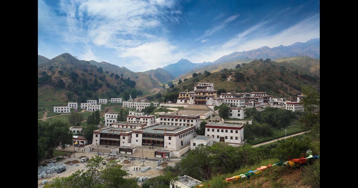 Find Cheap Flights to Nei Mongol in 2025/26 | momondo