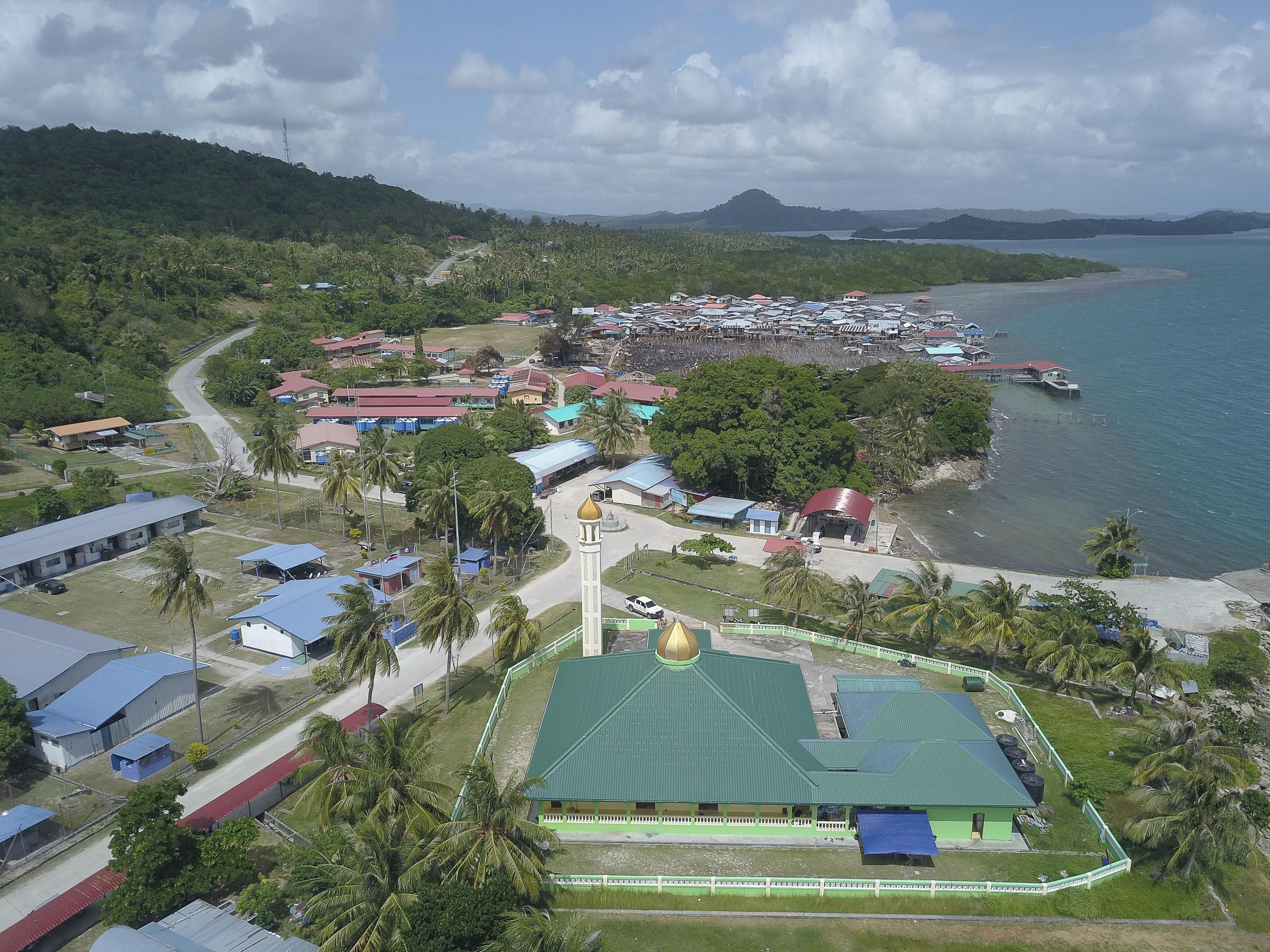 Pulau Banggi Travel Guide | Pulau Banggi Tourism - KAYAK