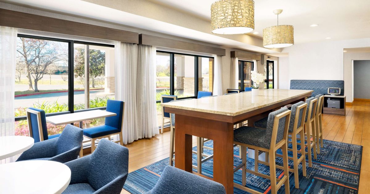 Hampton Inn Sacramento/Rancho Cordova $153. Rancho Cordova Hotel Deals ...