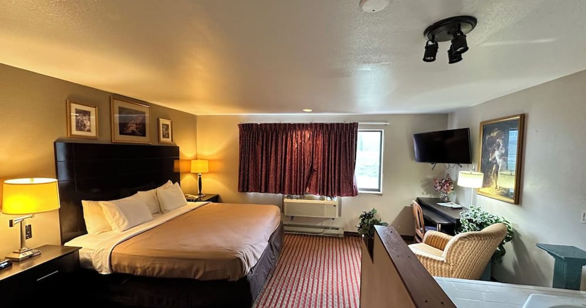 Rodeway Inn and Suites Madison East from $58. Madison Hotel Deals ...