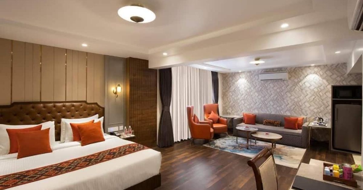 Hotel Suba Palace Near Gateway of India from $70. Mumbai Hotel Deals ...