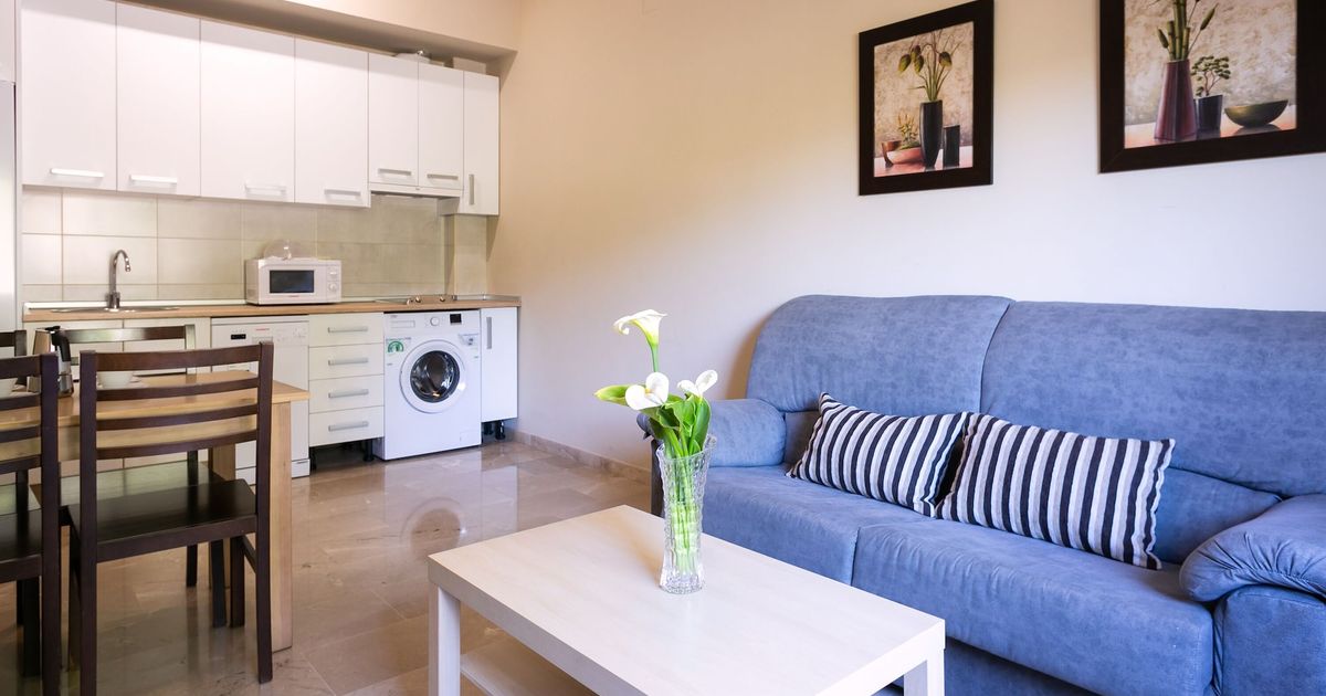 Apartamentos Turísticos La Castilleja desde 49 €. Apartamentos en ...