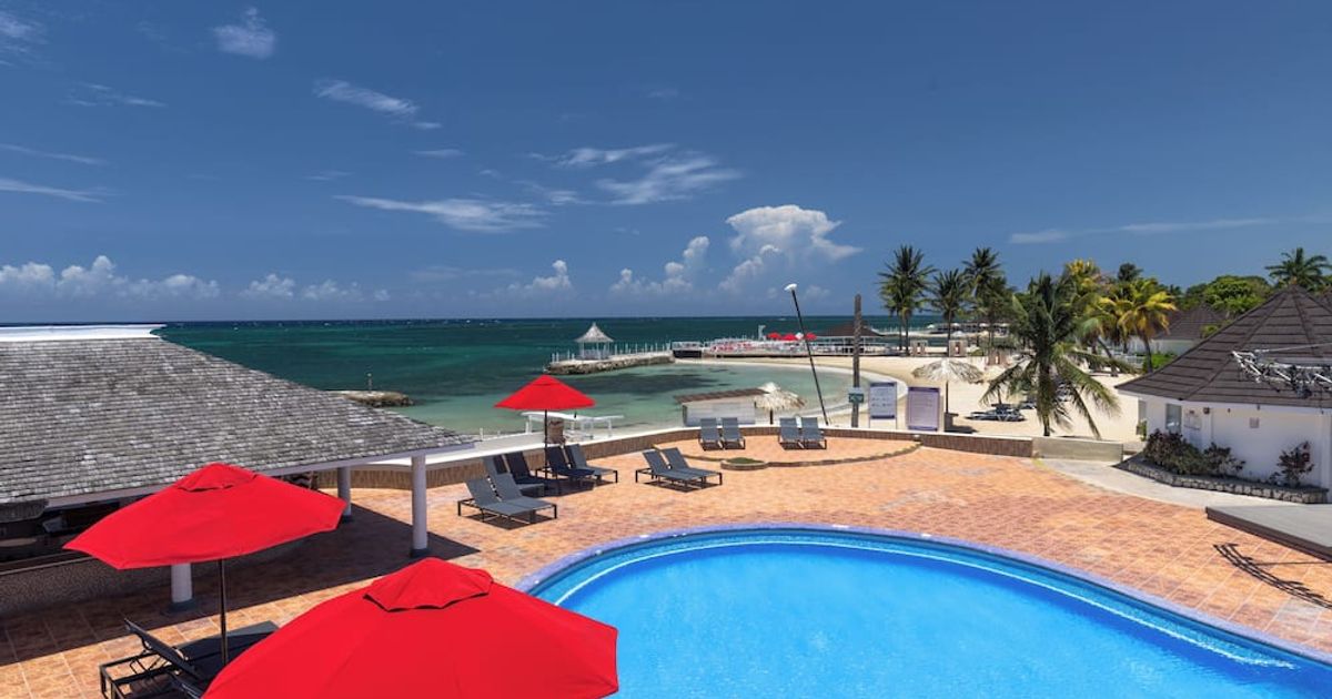 Grand Muthu Runaway Bay Club Caribbean desde 125 €. Resorts en Runaway ...