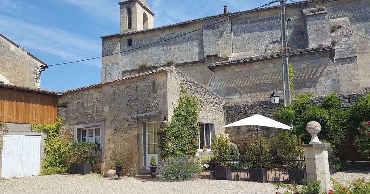 Le Clos Du Presbytere à partir de 116 €. Appartements à Puisseguin - KAYAK
