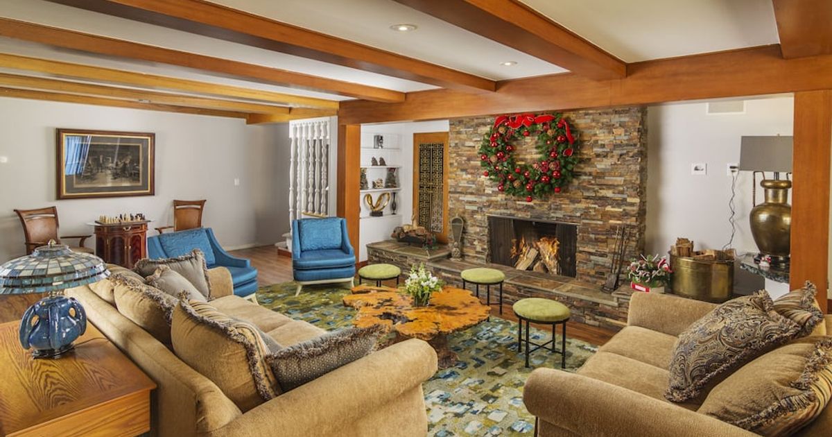 The Sky View Inn from $111. Skyforest Hotel Deals & Reviews - KAYAK