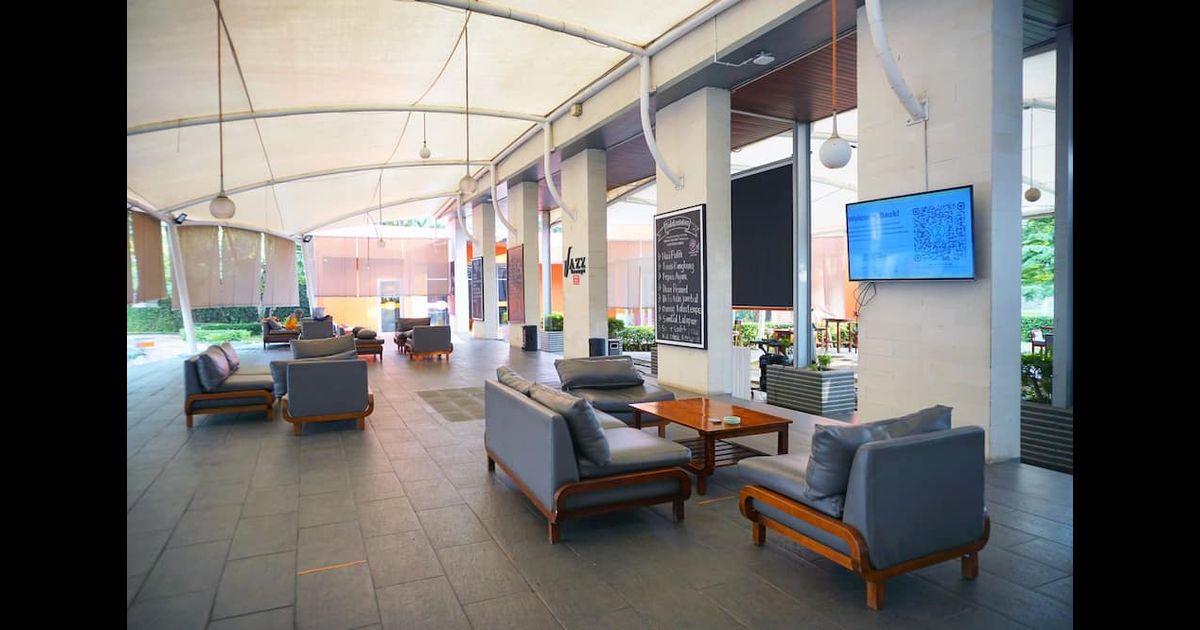 Harris Hotel Sentul City Bogor in Babakan Madang, Indonesia from $48 ...