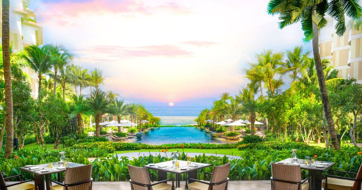 Crowne Plaza Guangzhou Huadu £49. Guangzhou Hotel Deals & Reviews - KAYAK