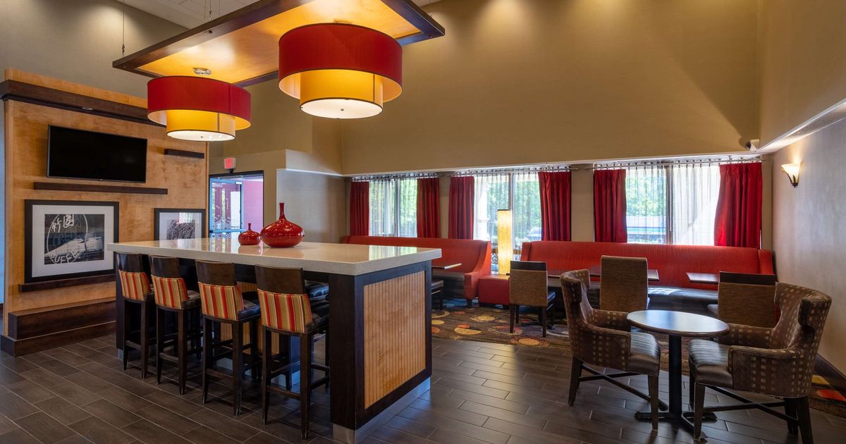Hampton Inn Chester from $117. Chester Hotel Deals & Reviews - KAYAK