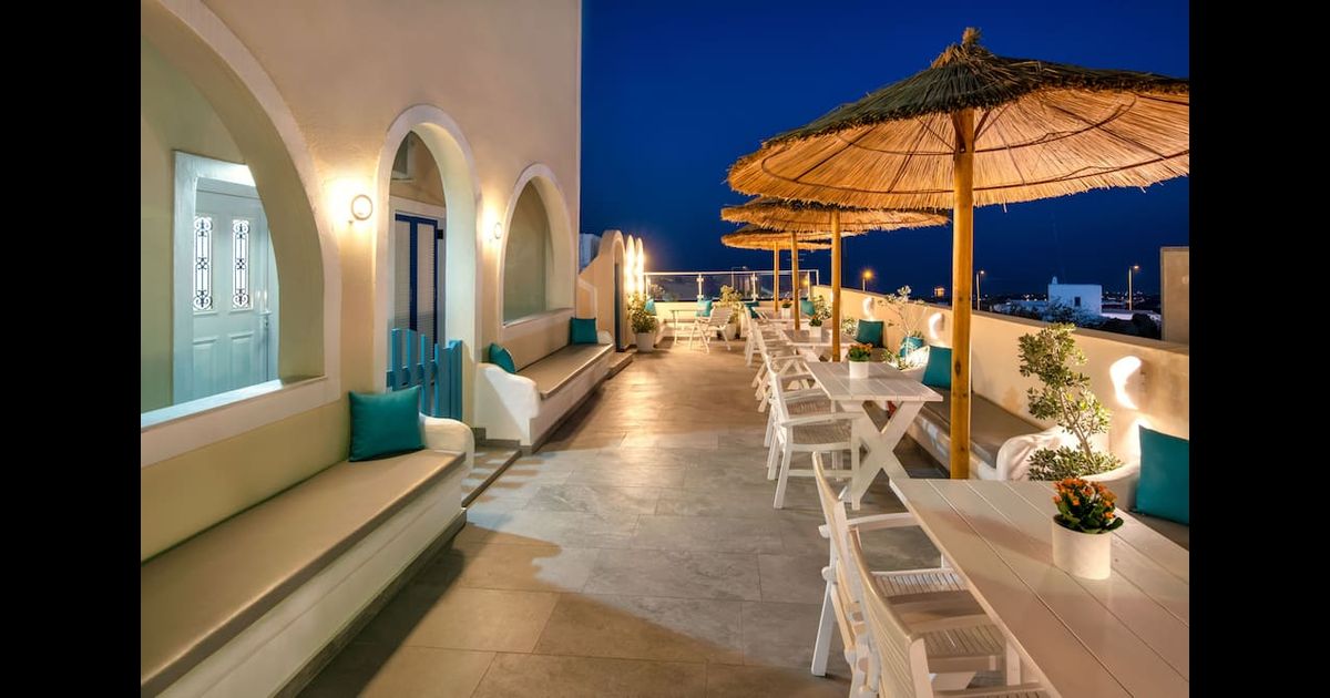 Alizea Villas & Suites in Thera, Greece from $71: Deals, Reviews ...