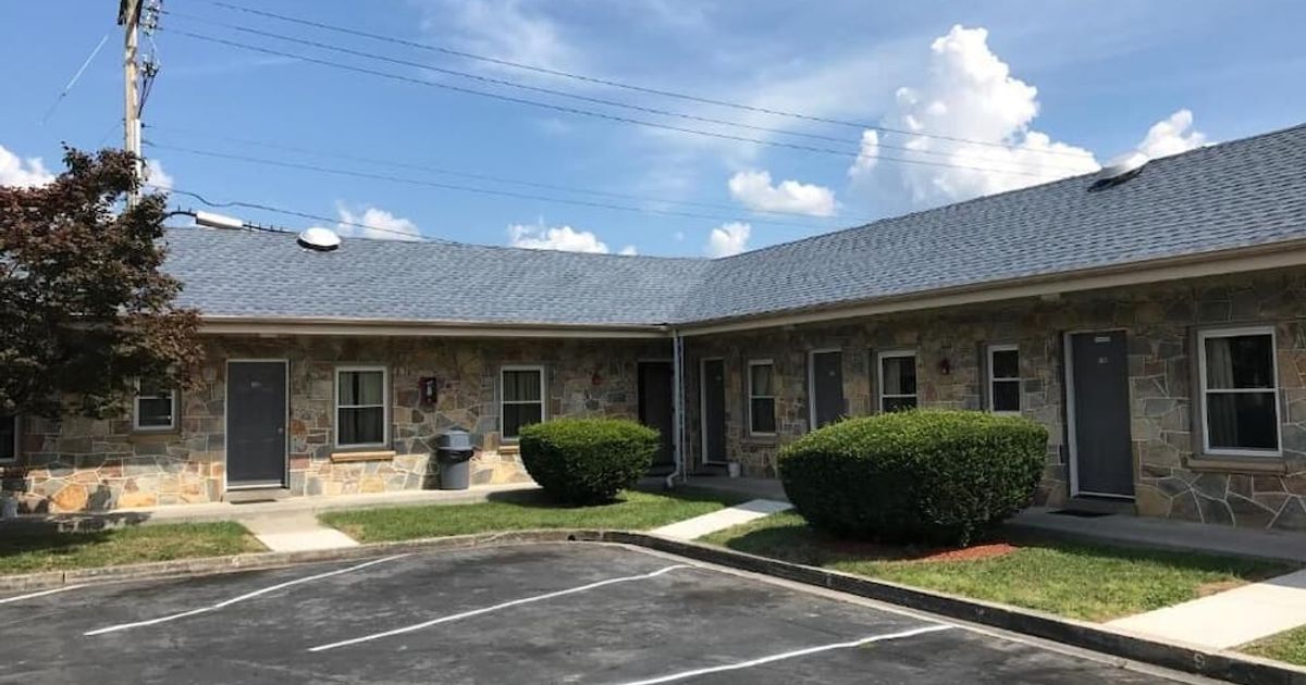 Blue Ridge Motel from $65. Front Royal Hotel Deals & Reviews - KAYAK