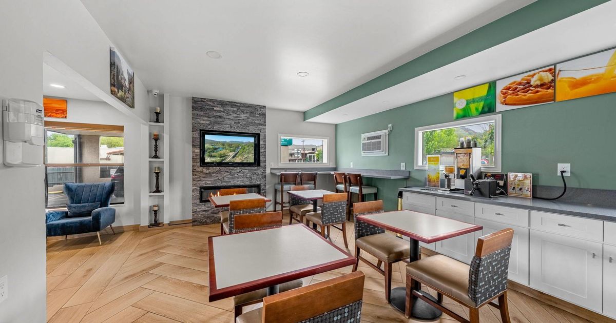 Quality Inn Durango £41. Durango Hotel Deals & Reviews - KAYAK