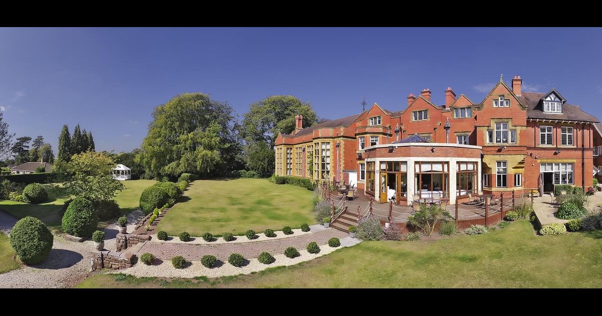 The Mount Hotel, Wolverhampton, ENG, United Kingdom - Compare Deals