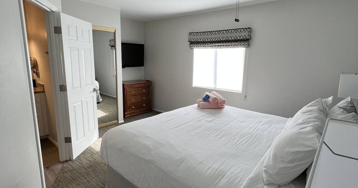 GetAways at Havasu Dunes Resort from $85. Lake Havasu City Hotel Deals ...