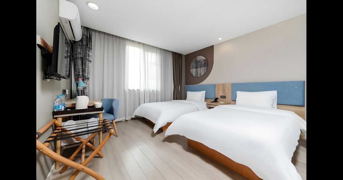 Home Inn Neo Shenzhen Dongmen Pedestrian Street Shaibu Metro Station in ...