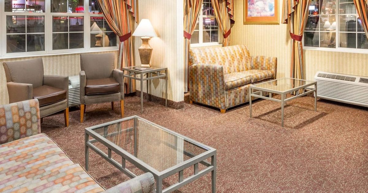 Royal Inn Midvale from $49. Midvale Hotel Deals & Reviews - KAYAK