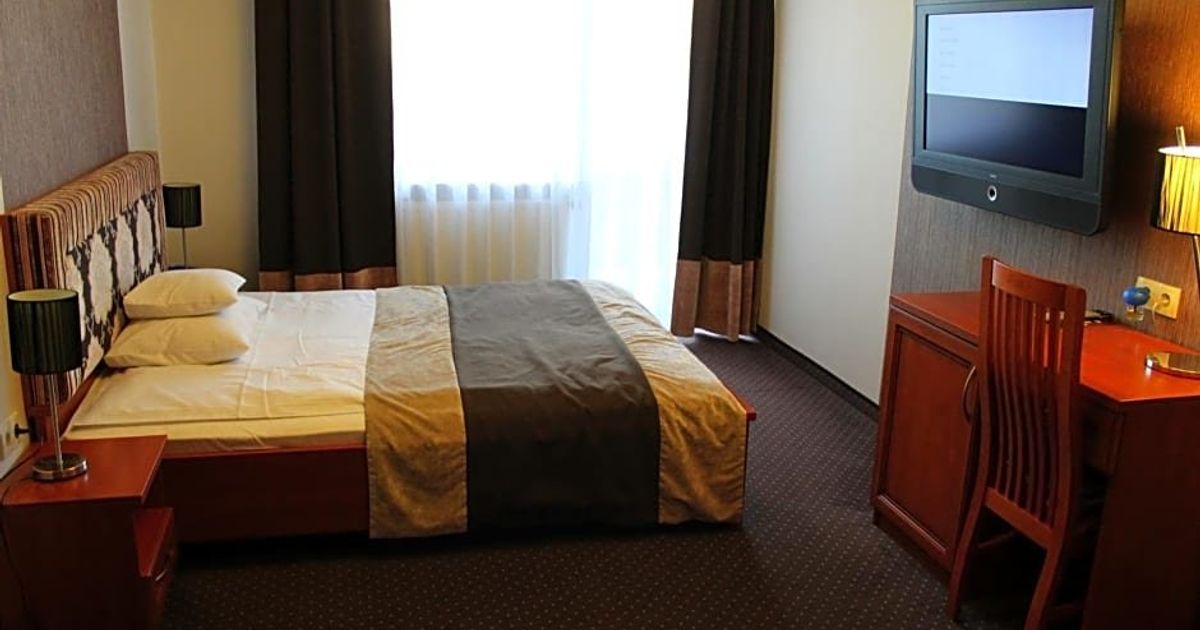 Hotel Linder from $75. Malnia Hotel Deals & Reviews - KAYAK
