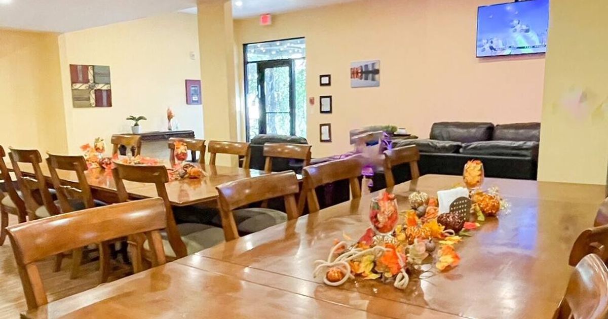 Living Oasis Extended Stay from $66. Cushing Hotel Deals & Reviews - KAYAK