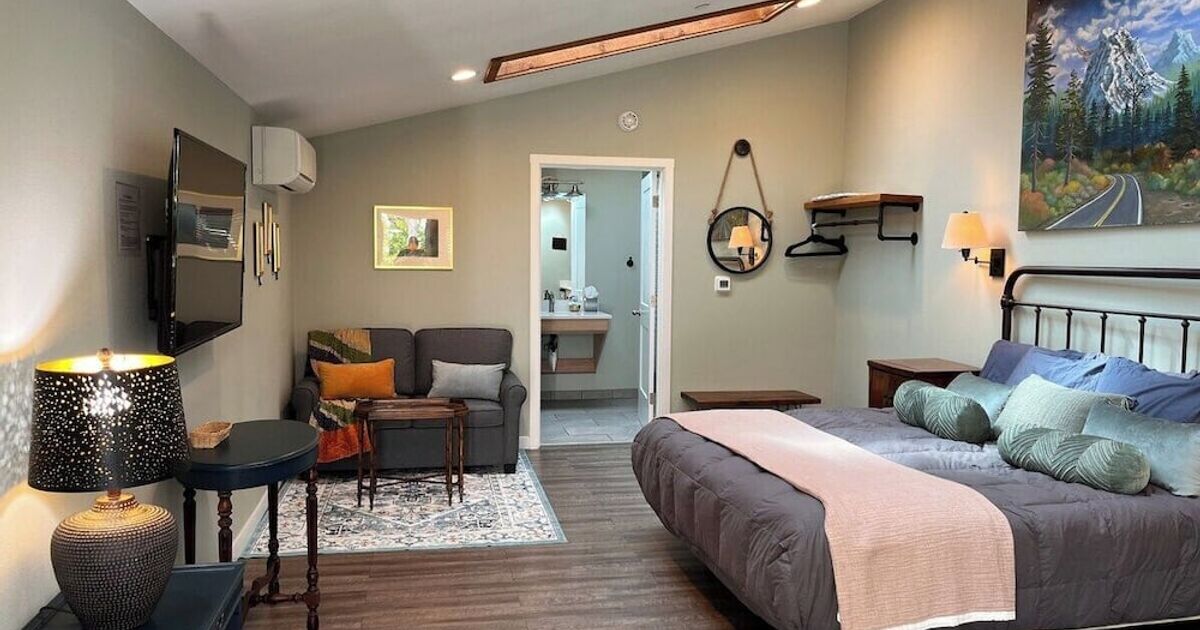 Sea Glass Inn from $128. Seaside Hotel Deals & Reviews - KAYAK