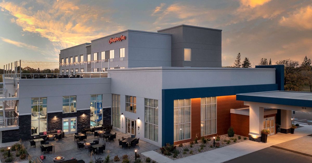 Hampton Inn by Hilton Warroad from $130. Warroad Hotel Deals & Reviews ...