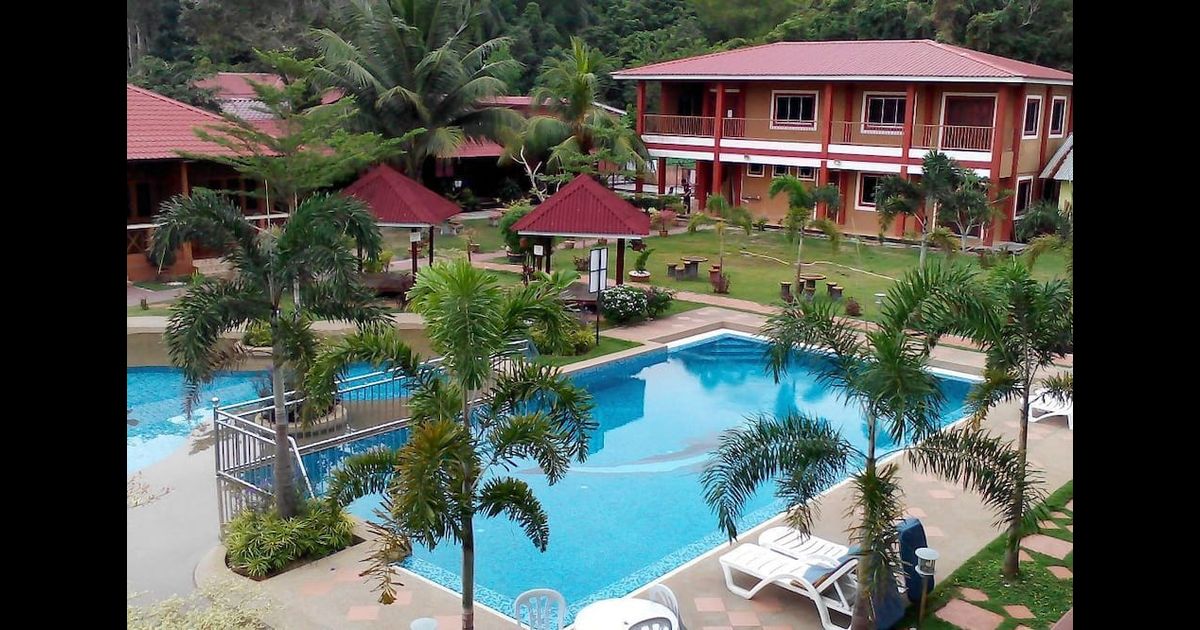 Purnama Beach Resort in Pangkor, Malaysia from $25: Deals, Reviews ...