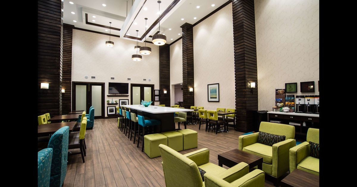 Hampton Inn & Suites By Hilton Regina East Gate in Regina, Canada from ...