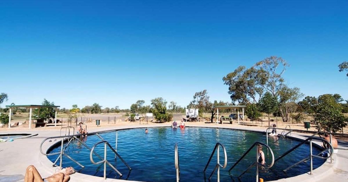Lightning Ridge Outback Resort & Caravan Park, Lightning Ridge ...