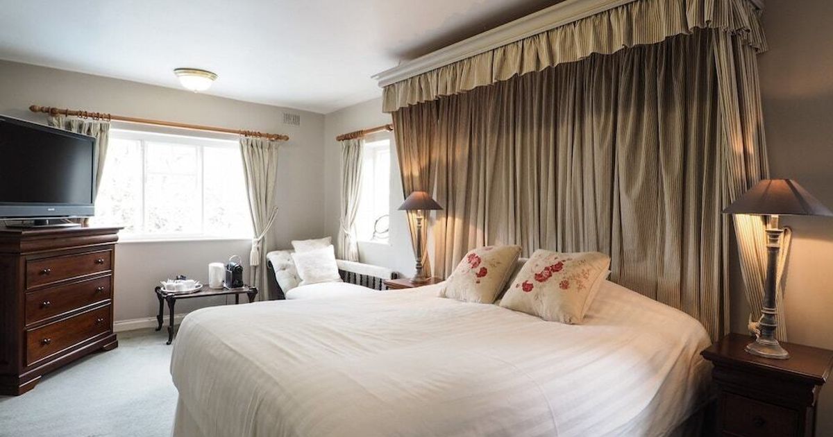 Chequers Hotel ab 104 €. Hotels in Pulborough - KAYAK