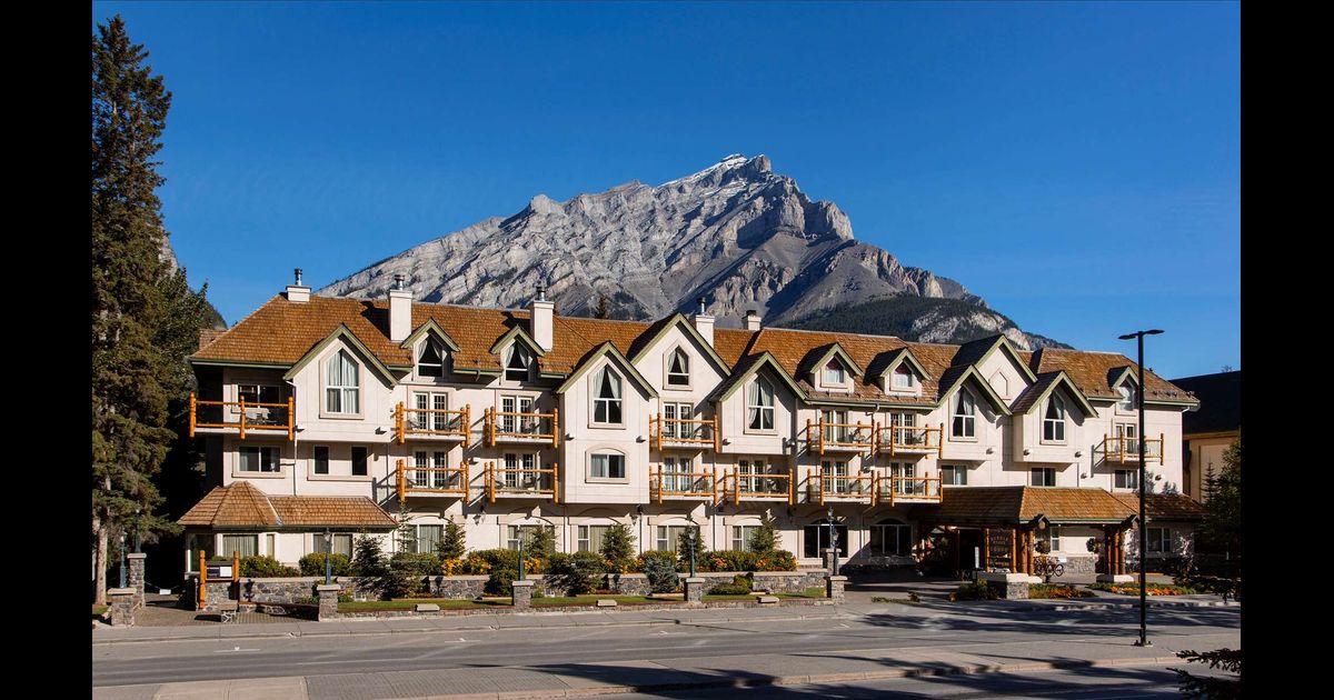 The Rundlestone Lodge in Banff, Canada from $80: Deals, Reviews, Photos ...