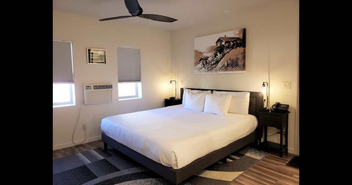 Iron Horse Inn in Cottonwood, the United States from $85: Deals ...