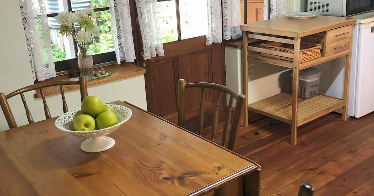 Sarahs Cottage from . Penola Hotel Deals & Reviews - KAYAK