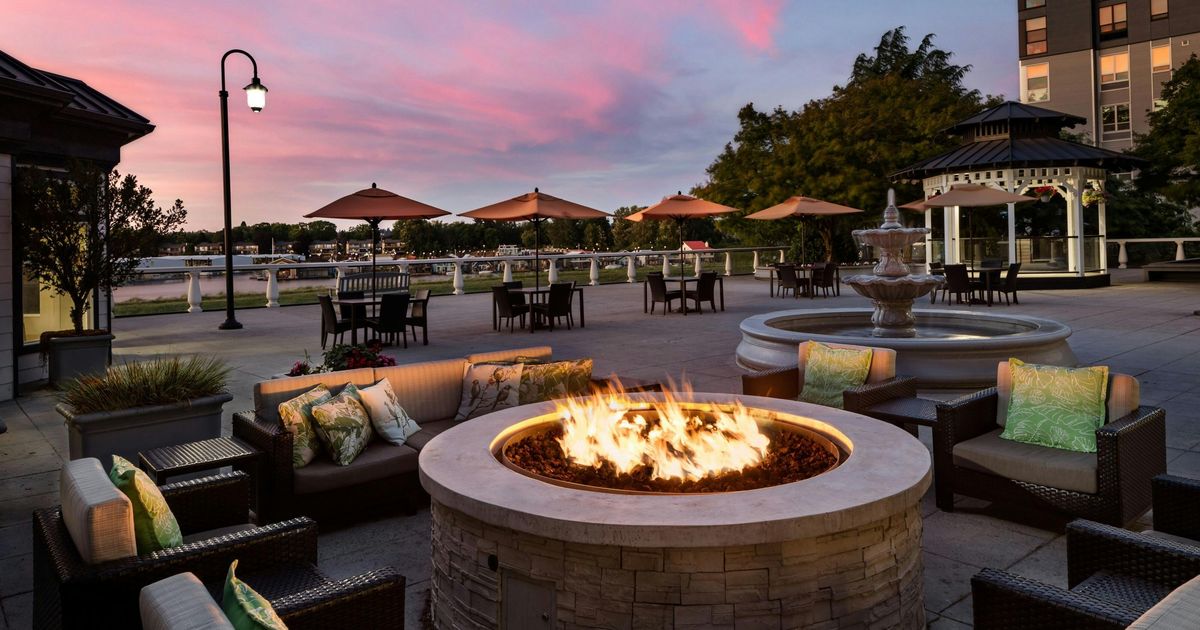 Courtyard by Marriott Portland North from $112. Portland Hotel Deals ...