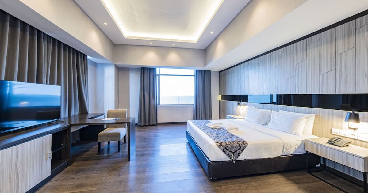 Grand Jatra Hotel Pekanbaru £23. Pekanbaru Hotel Deals & Reviews - KAYAK