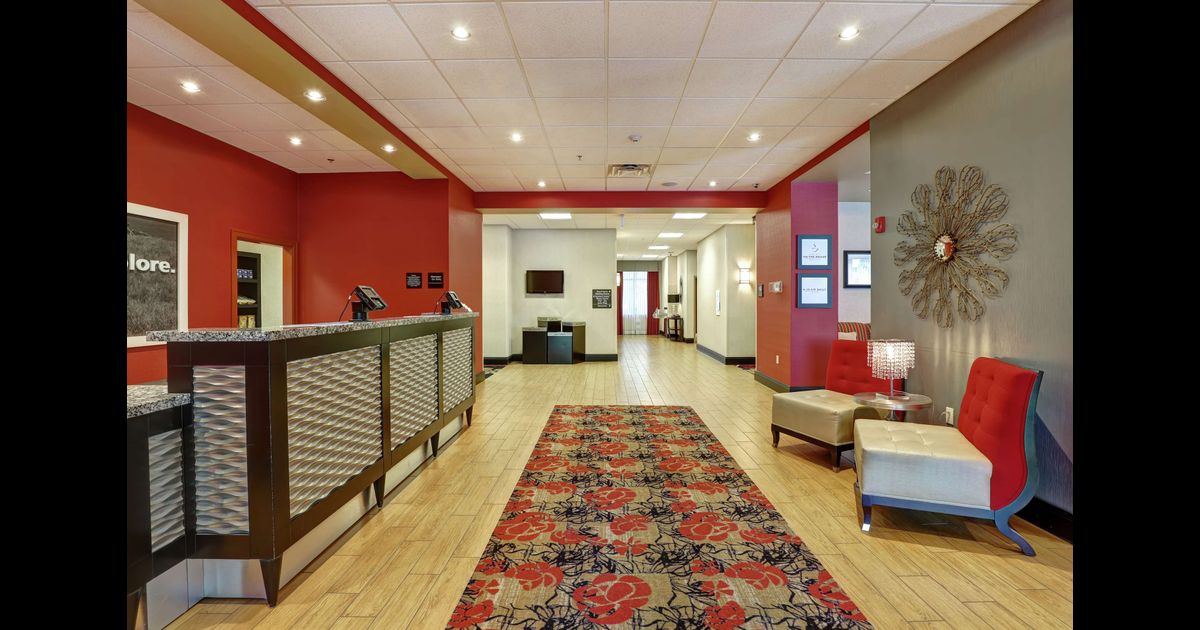 Hampton Inn by Hilton Chilliwack in Chilliwack, Canada from $95: Deals ...