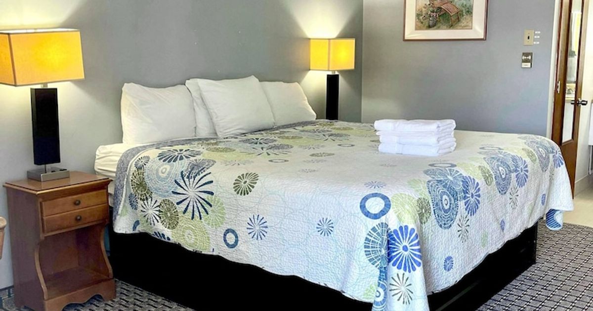 Seacoast Motel desde $1,414 ($̶4̶,̶2̶1̶9̶). Wells Moteles - KAYAK
