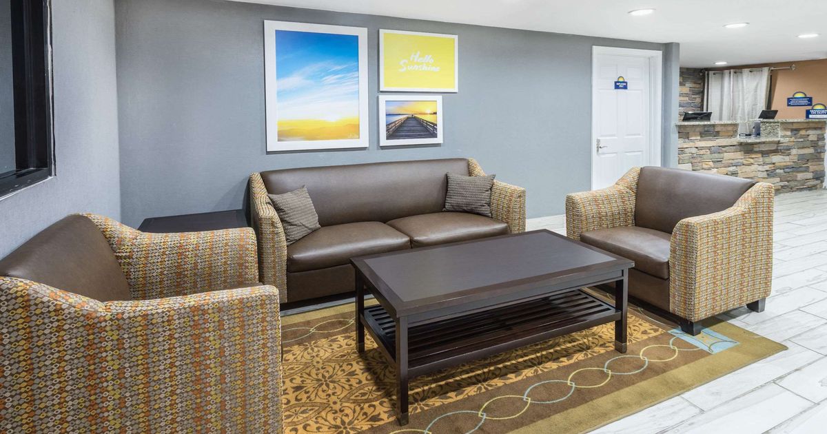 Days Inn by Wyndham Newberry from $59. Newberry Hotel Deals & Reviews ...