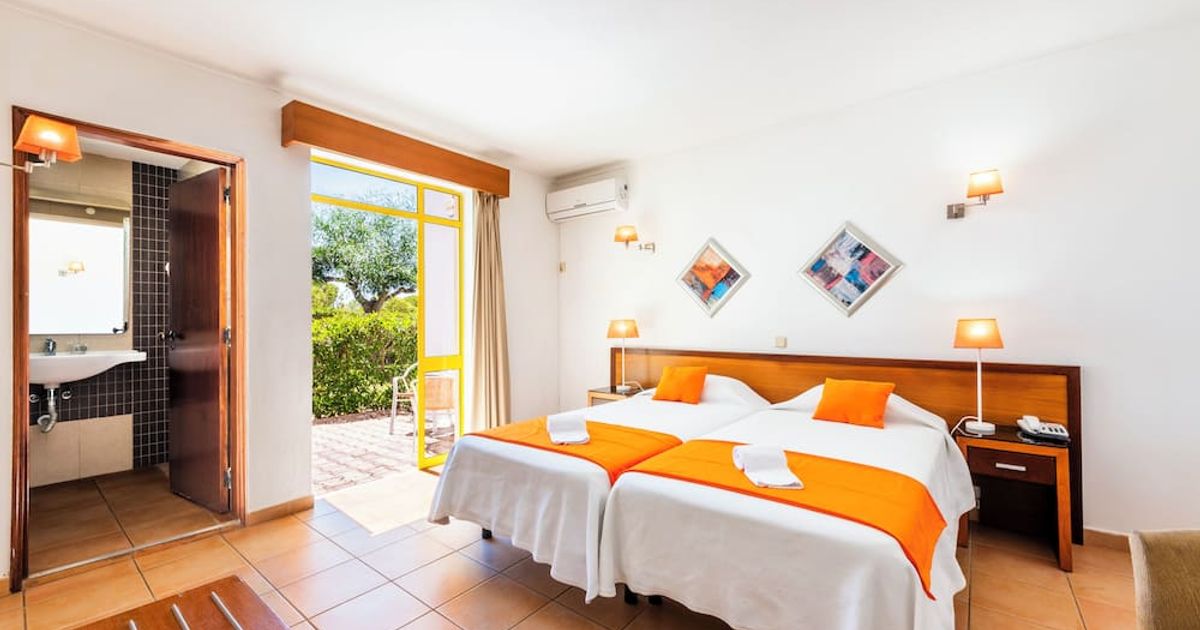 Hotel Pinhal do Sol $55. Quarteira Hotel Deals & Reviews - KAYAK